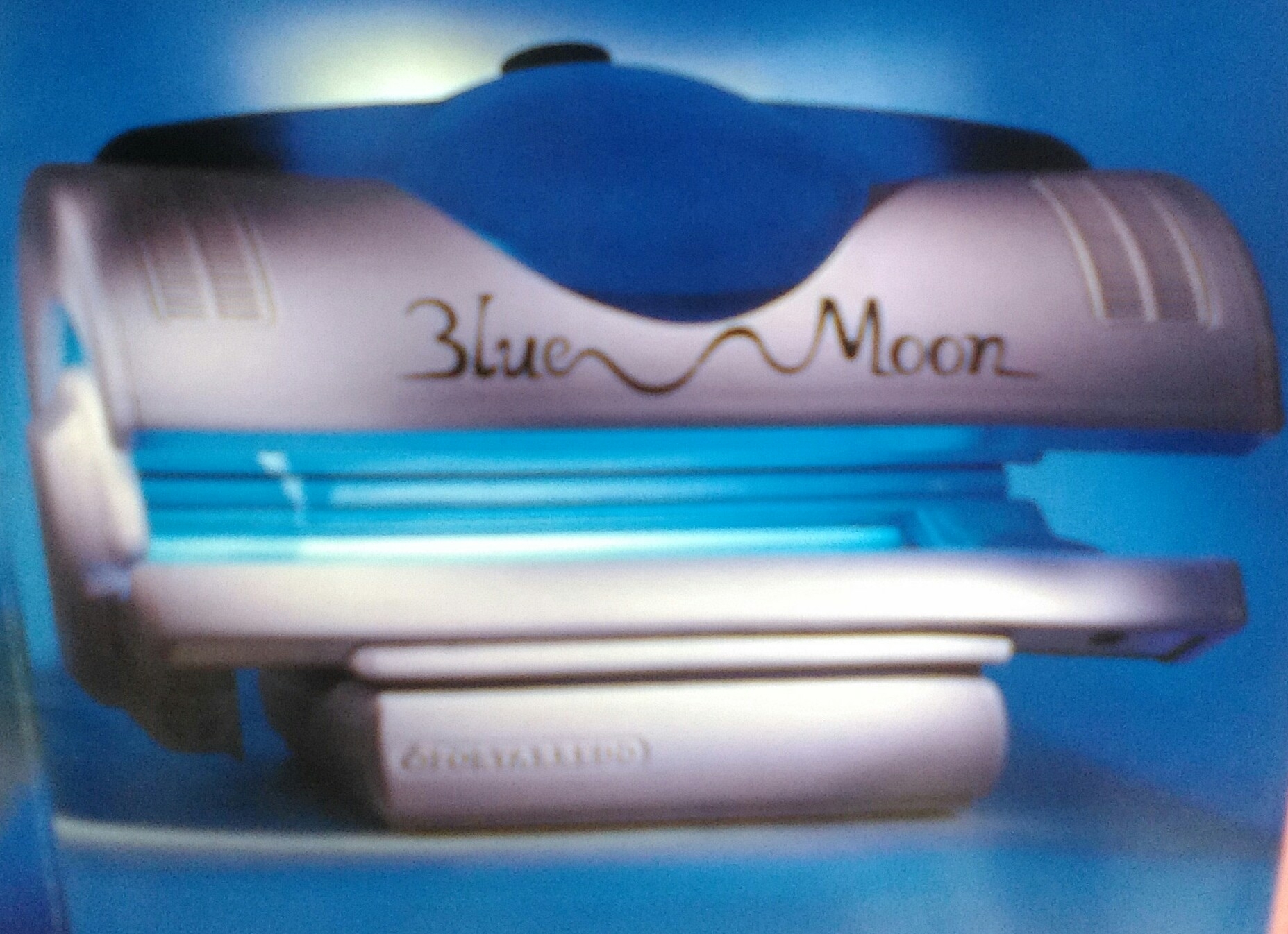 Blue Moon - Tanning Bed Parts - Tanning Bulbs - Acrylic - Gas Springs